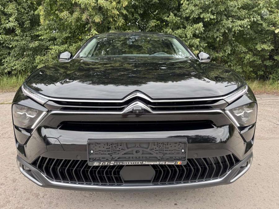 Melns Citroen C5 2022 Šauļi, ar dzinēja tilpumu 2.60 L un nobraukumu 260 tūkst. km par 10650 €, foto 4 vietnē AUTOMOTO.COM.LV
