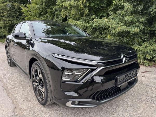 Melns Citroen C5 2022 Šauļi, ar dzinēja tilpumu 2.60 L un nobraukumu 260 tūkst. km par 10650 €, foto 5 vietnē AUTOMOTO.COM.LV