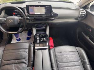 Melns Citroen C5 2022 Šauļi, ar dzinēja tilpumu 2.60 L un nobraukumu 260 tūkst. km par 10650 €, foto 20 vietnē AUTOMOTO.COM.LV