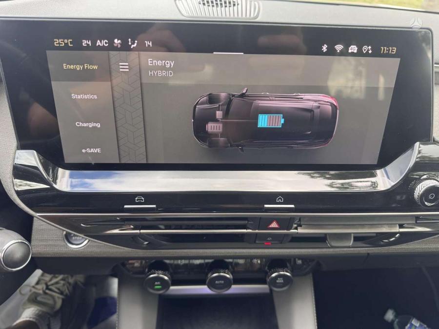 Melns Citroen C5 2022 Šauļi, ar dzinēja tilpumu 2.60 L un nobraukumu 260 tūkst. km par 10650 €, foto 22 vietnē AUTOMOTO.COM.LV