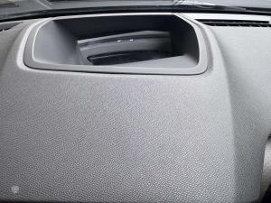 Melns Citroen C5 2022 Šauļi, ar dzinēja tilpumu 2.60 L un nobraukumu 260 tūkst. km par 10650 €, foto 32 vietnē AUTOMOTO.COM.LV