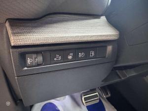Melns Citroen C5 2022 Šauļi, ar dzinēja tilpumu 2.60 L un nobraukumu 260 tūkst. km par 10650 €, foto 34 vietnē AUTOMOTO.COM.LV