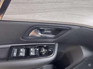 Melns Citroen C5 2022 Šauļi, ar dzinēja tilpumu 2.60 L un nobraukumu 260 tūkst. km par 10650 €, foto 35 vietnē AUTOMOTO.COM.LV