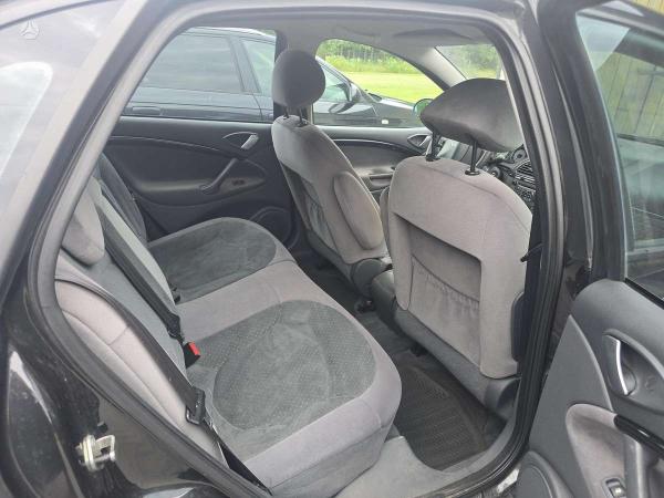 Melns Citroen C5 2004 Jurbarkas, ar dzinēja tilpumu 2.00 L un nobraukumu 170 tūkst. km par 1150 €, foto 6 vietnē AUTOMOTO.COM.LV