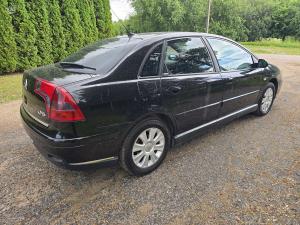 Melns Citroen C5 2004 Jurbarkas, ar dzinēja tilpumu 2.00 L un nobraukumu 170 tūkst. km par 1150 €, foto 5 vietnē AUTOMOTO.COM.LV