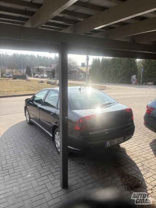 Melns Citroen C5 2005 Viļņa, ar dzinēja tilpumu 2.00 L un nobraukumu 330 tūkst. km par 1499 €, foto 3 vietnē AUTOMOTO.COM.LV
