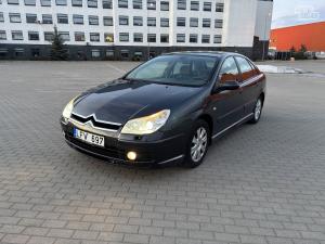 Black Citroen C5 2005 in Vilnius, with an engine capacity of 2.00 L and mileage of 300 thousand km for 650 €, photo 4 on AUTOMOTO.COM.LV