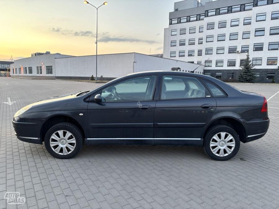 Black Citroen C5 2005 in Vilnius, with an engine capacity of 2.00 L and mileage of 300 thousand km for 650 €, photo 10 on AUTOMOTO.COM.LV