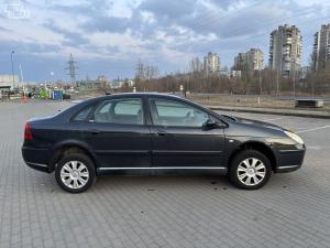Black Citroen C5 2005 in Vilnius, with an engine capacity of 2.00 L and mileage of 300 thousand km for 650 €, photo 11 on AUTOMOTO.COM.LV