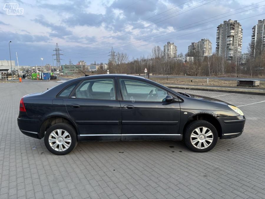 Black Citroen C5 2005 in Vilnius, with an engine capacity of 2.00 L and mileage of 300 thousand km for 650 €, photo 11 on AUTOMOTO.COM.LV