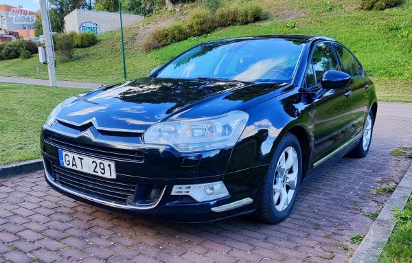 Black Citroen C5 2008 in Alytus, with an engine capacity of 2.00 L and mileage of 430 thousand km for 1650 €, photo 10 on AUTOMOTO.COM.LV