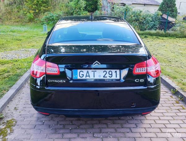 Black Citroen C5 2008 in Alytus, with an engine capacity of 2.00 L and mileage of 432 thousand km for 1600 €, photo 6 on AUTOMOTO.COM.LV