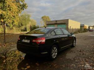 Melns Citroen C5 2008 Klaipėda, ar dzinēja tilpumu 2.00 L un nobraukumu 147 tūkst. km par 2400 €, foto 4 vietnē AUTOMOTO.COM.LV