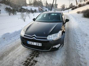Black Citroen C5 2008 in Alytus, with an engine capacity of 2.00 L and mileage of 432 thousand km for 1750 €, photo  on AUTOMOTO.COM.LV