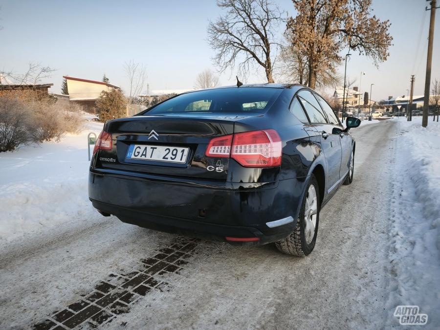 Black Citroen C5 2008 in Alytus, with an engine capacity of 2.00 L and mileage of 432 thousand km for 1750 €, photo 8 on AUTOMOTO.COM.LV