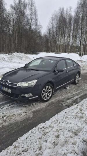 Black Citroen C5 2008 in Vilnius, with an engine capacity of 2.00 L and mileage of 163 thousand km for 2699 €, photo  on AUTOMOTO.COM.LV