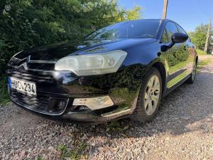 Black Citroen C5 2008 in Klaipeda, with an engine capacity of 2.00 L and mileage of 283 thousand km for 1500 €, photo  on AUTOMOTO.COM.LV
