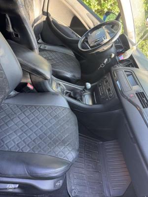 Black Citroen C5 2008 in Klaipeda, with an engine capacity of 2.00 L and mileage of 283 thousand km for 1500 €, photo 17 on AUTOMOTO.COM.LV