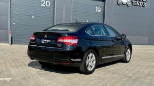 Melns Citroen C5 2008 Viļņa, ar dzinēja tilpumu 2.00 L un nobraukumu 250 tūkst. km par 2990 €, foto 3 vietnē AUTOMOTO.COM.LV
