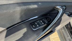 Melns Citroen C5 2008 Viļņa, ar dzinēja tilpumu 2.00 L un nobraukumu 250 tūkst. km par 2990 €, foto 16 vietnē AUTOMOTO.COM.LV