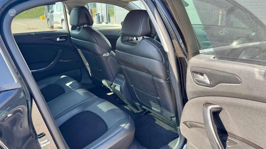 Melns Citroen C5 2008 Viļņa, ar dzinēja tilpumu 2.00 L un nobraukumu 250 tūkst. km par 2990 €, foto 19 vietnē AUTOMOTO.COM.LV