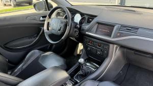 Melns Citroen C5 2008 Viļņa, ar dzinēja tilpumu 2.00 L un nobraukumu 250 tūkst. km par 2990 €, foto 22 vietnē AUTOMOTO.COM.LV