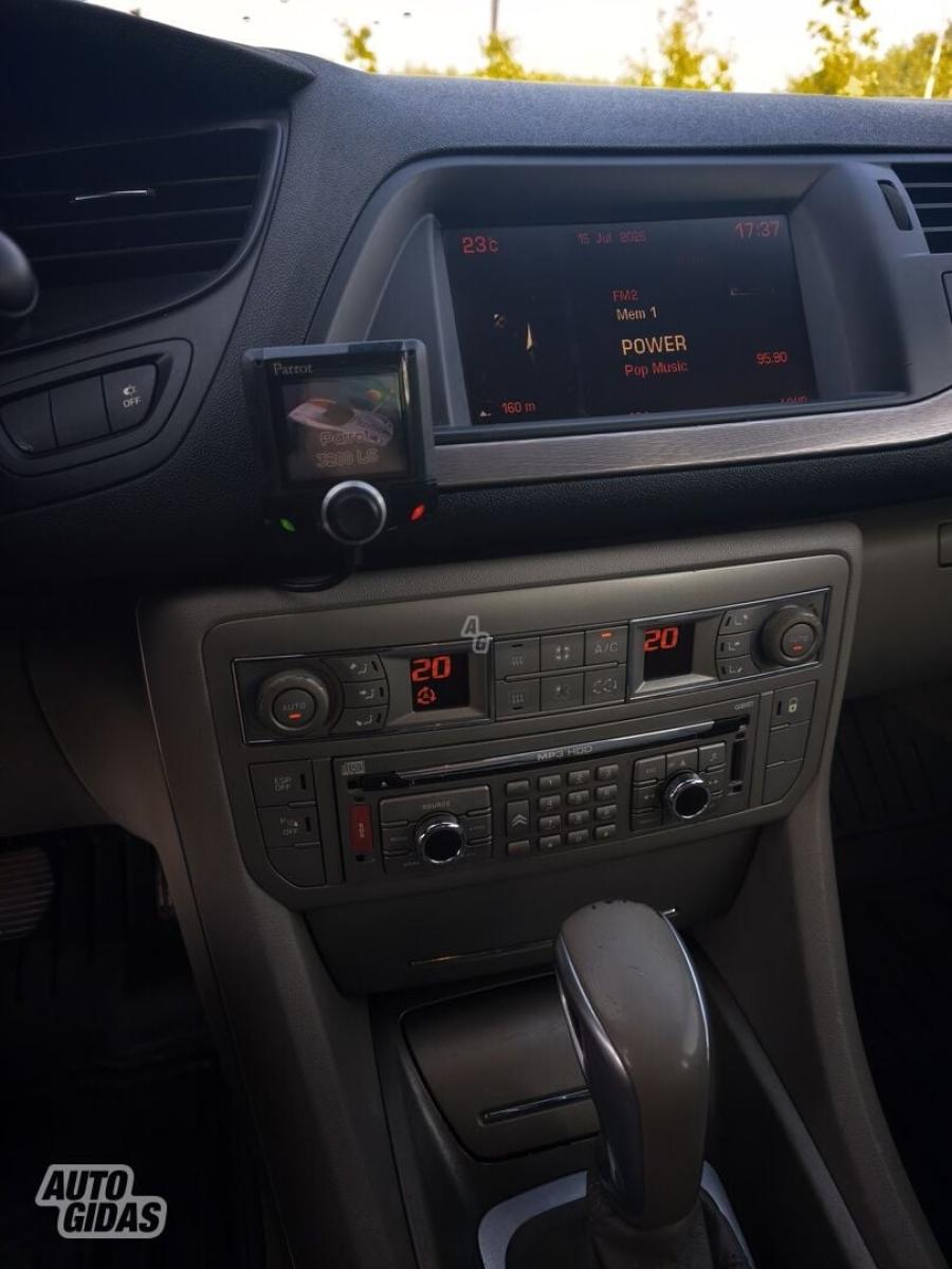 Melns Citroen C5 2008 Viļņa, ar dzinēja tilpumu 2.70 L un nobraukumu 358 tūkst. km par 1900 €, foto 10 vietnē AUTOMOTO.COM.LV