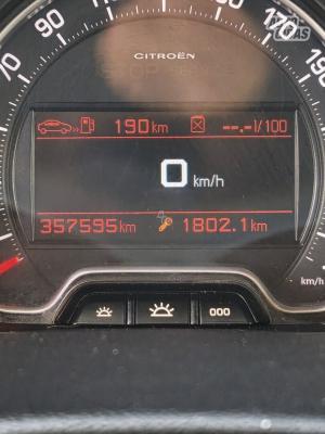Melns Citroen C5 2008 Viļņa, ar dzinēja tilpumu 2.70 L un nobraukumu 358 tūkst. km par 1900 €, foto 11 vietnē AUTOMOTO.COM.LV