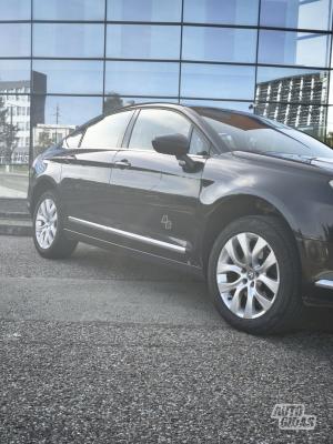 Melns Citroen C5 2008 Viļņa, ar dzinēja tilpumu 2.70 L un nobraukumu 358 tūkst. km par 1900 €, foto 19 vietnē AUTOMOTO.COM.LV