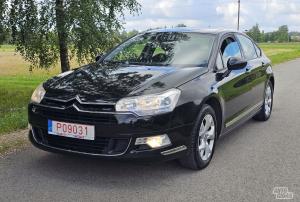 Melns Citroen C5 2008 Ariogala, ar dzinēja tilpumu 2.00 L un nobraukumu 184 tūkst. km par 2750 €, foto  vietnē AUTOMOTO.COM.LV