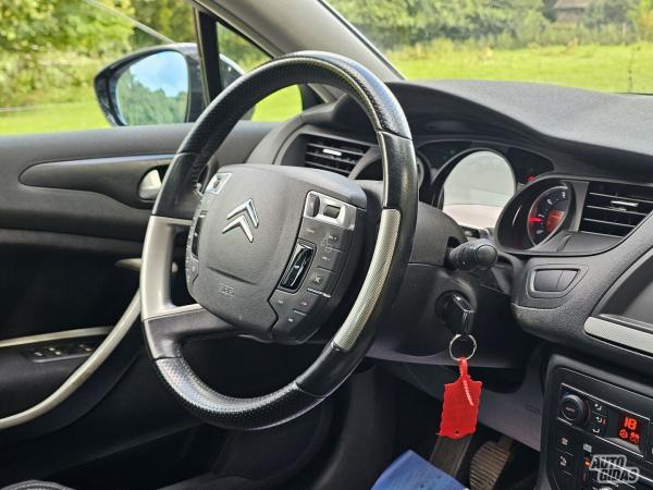 Black Citroen C5 2008 in Ariogala, with an engine capacity of 2.00 L and mileage of 184 thousand km for 2750 €, photo 11 on AUTOMOTO.COM.LV