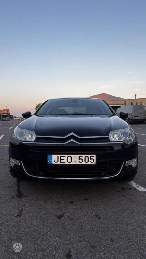 Melns Citroen C5 2008 Kauņa, ar dzinēja tilpumu 2.18 L un nobraukumu 308 tūkst. km par 2450 €, foto 4 vietnē AUTOMOTO.COM.LV