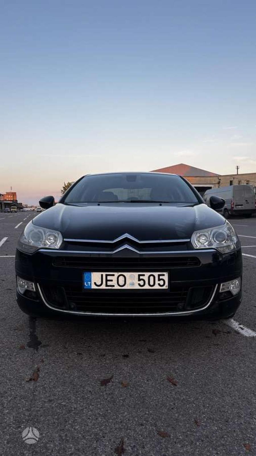 Melns Citroen C5 2008 Kauņa, ar dzinēja tilpumu 2.18 L un nobraukumu 308 tūkst. km par 2450 €, foto 4 vietnē AUTOMOTO.COM.LV