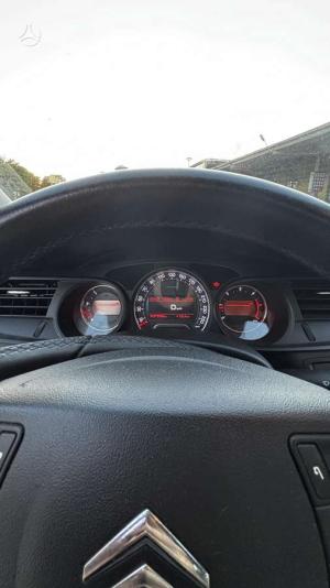 Melns Citroen C5 2008 Kauņa, ar dzinēja tilpumu 2.18 L un nobraukumu 308 tūkst. km par 2450 €, foto 15 vietnē AUTOMOTO.COM.LV
