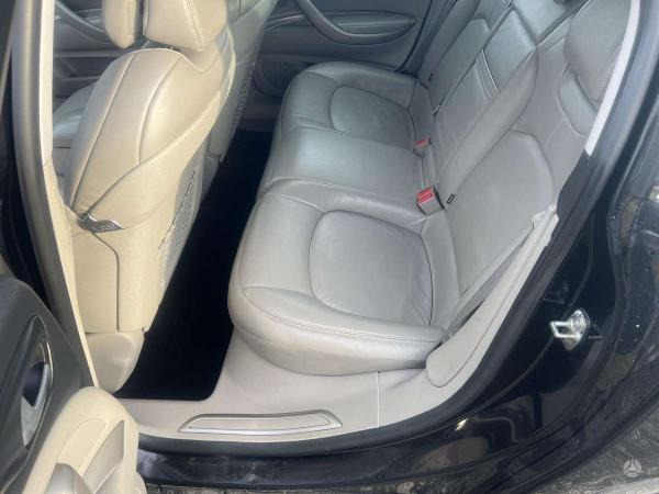 Black Citroen C5 2008 in Taurage, with an engine capacity of 2.00 L and mileage of 219 thousand km for 1700 €, photo 9 on AUTOMOTO.COM.LV