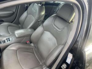 Melns Citroen C5 2008 Tauragė, ar dzinēja tilpumu 2.00 L un nobraukumu 219 tūkst. km par 1700 €, foto 10 vietnē AUTOMOTO.COM.LV
