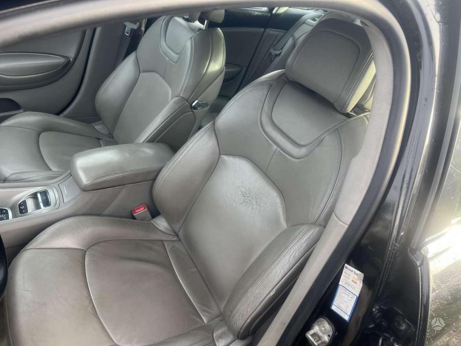 Melns Citroen C5 2008 Tauragė, ar dzinēja tilpumu 2.00 L un nobraukumu 219 tūkst. km par 1700 €, foto 10 vietnē AUTOMOTO.COM.LV