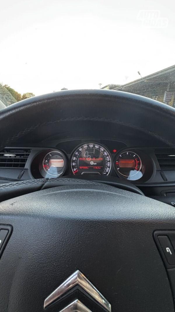 Melns Citroen C5 2008 Kauņa, ar dzinēja tilpumu 2.20 L un nobraukumu 308 tūkst. km par 1700 €, foto 7 vietnē AUTOMOTO.COM.LV