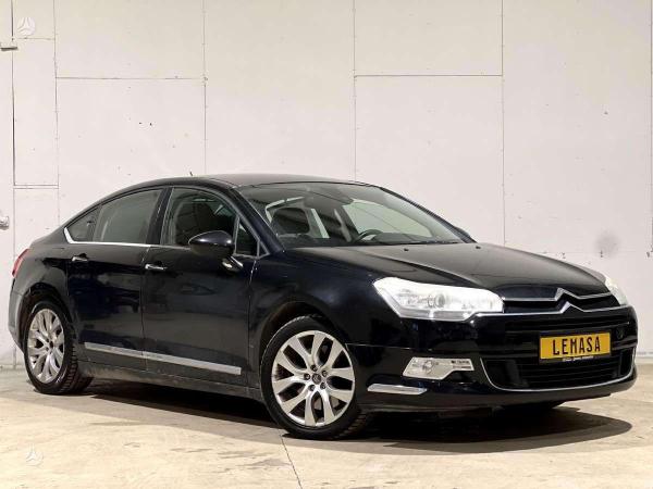 Melns Citroen C5 2009 Klaipėda, ar dzinēja tilpumu 2.99 L un nobraukumu 348 tūkst. km par 3600 €, foto 4 vietnē AUTOMOTO.COM.LV