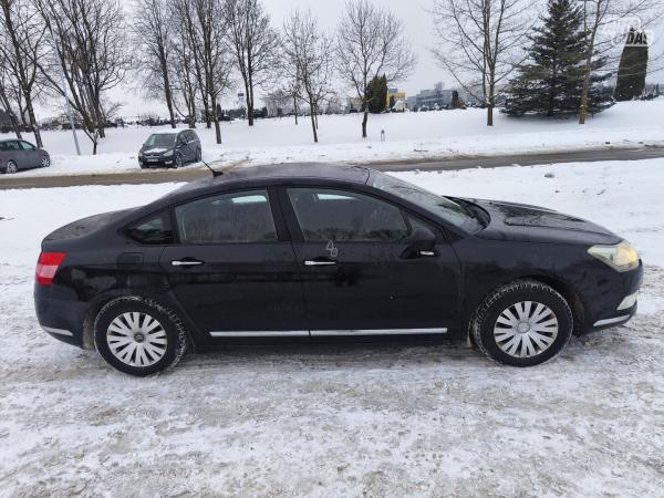 Black Citroen C5 2009 in Taurage, with an engine capacity of 2.00 L and mileage of 295 thousand km for 1950 €, photo 8 on AUTOMOTO.COM.LV
