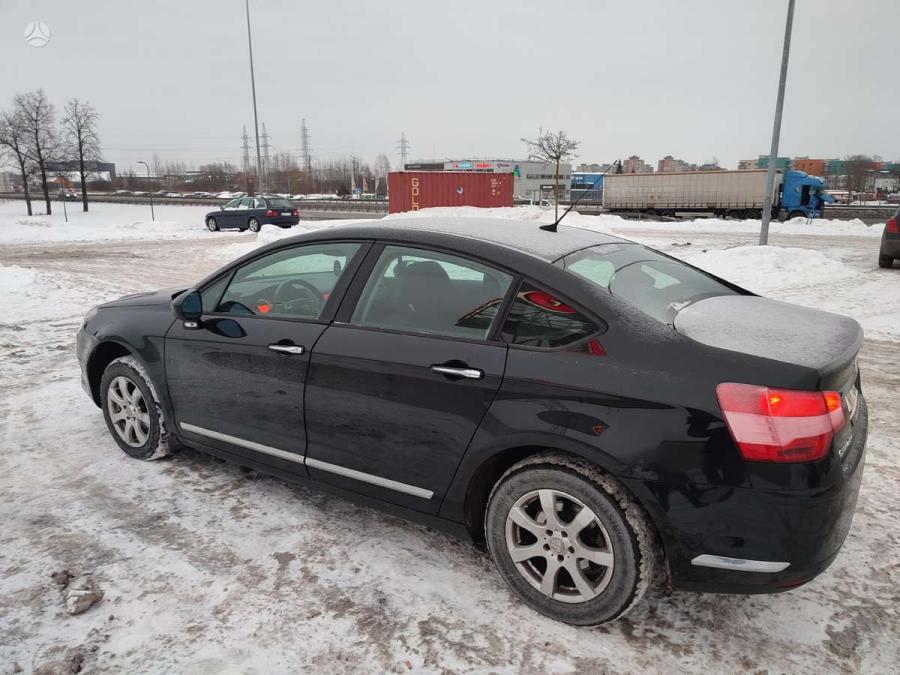 Black Citroen C5 2009 in Kaunas, with an engine capacity of 2.00 L and mileage of 399 thousand km for 2200 €, photo 7 on AUTOMOTO.COM.LV