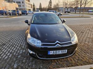 Black Citroen C5 2009 in Kaunas, with an engine capacity of 2.00 L and mileage of 266 thousand km for 2700 €, photo 2 on AUTOMOTO.COM.LV