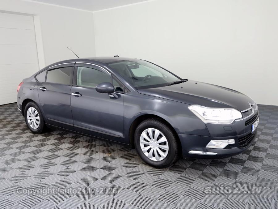 Melns Citroen C5 2009 Tallina, ar dzinēja tilpumu 1.60 L un nobraukumu 264 tūkst. km par 1199 €, foto 1 vietnē AUTOMOTO.COM.LV