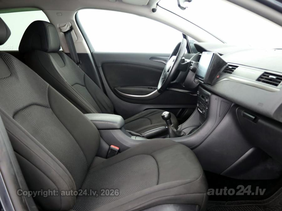 Melns Citroen C5 2009 Tallina, ar dzinēja tilpumu 1.60 L un nobraukumu 264 tūkst. km par 1199 €, foto 7 vietnē AUTOMOTO.COM.LV