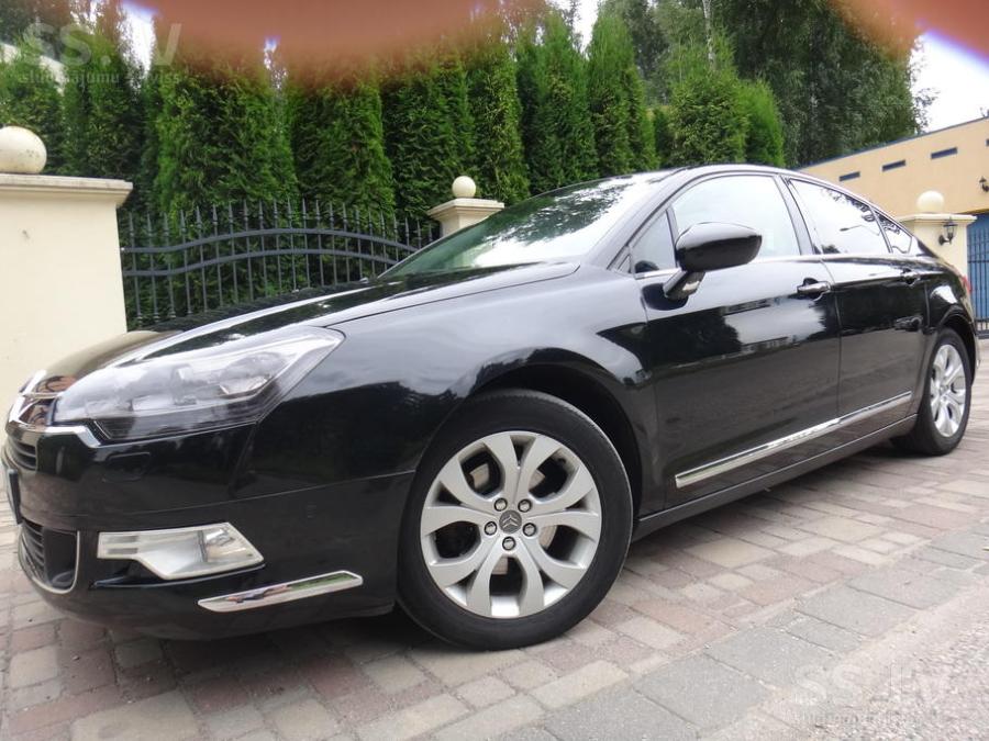 Melns Citroen C5 2009 Rīga, ar dzinēja tilpumu 2.00 L un nobraukumu 0 tūkst. km par 2795 €, foto 1 vietnē AUTOMOTO.COM.LV