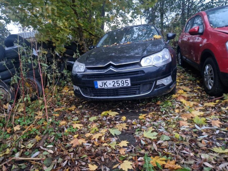 Melns Citroen C5 2009 Rīga, ar dzinēja tilpumu 2.00 L un nobraukumu 0 tūkst. km par 2795 €, foto 5 vietnē AUTOMOTO.COM.LV