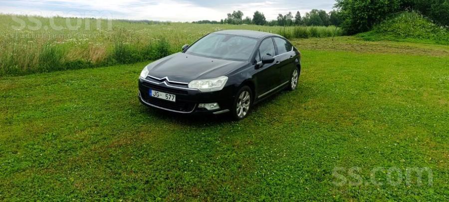 Melns Citroen C5 2009 Rīga, ar dzinēja tilpumu 2.00 L un nobraukumu 292 tūkst. km par 1900 €, foto 1 vietnē AUTOMOTO.COM.LV