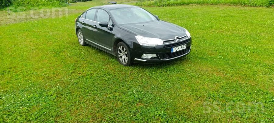 Melns Citroen C5 2009 Rīga, ar dzinēja tilpumu 2.00 L un nobraukumu 292 tūkst. km par 1900 €, foto 3 vietnē AUTOMOTO.COM.LV