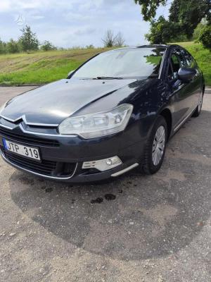 Melns Citroen C5 2009 Kauņa, ar dzinēja tilpumu 2.00 L un nobraukumu 250 tūkst. km par 1600 €, foto 3 vietnē AUTOMOTO.COM.LV