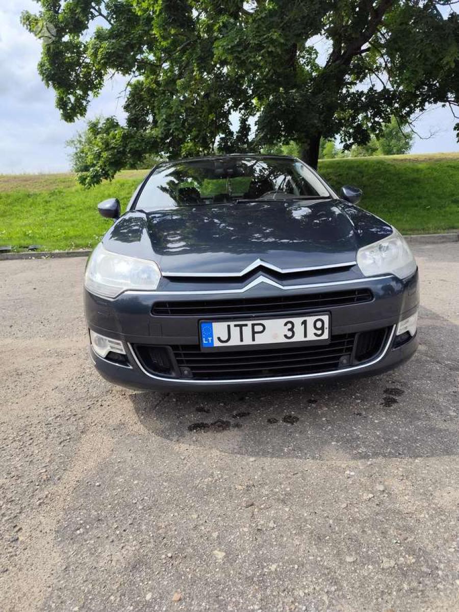 Melns Citroen C5 2009 Kauņa, ar dzinēja tilpumu 2.00 L un nobraukumu 250 tūkst. km par 1600 €, foto 4 vietnē AUTOMOTO.COM.LV